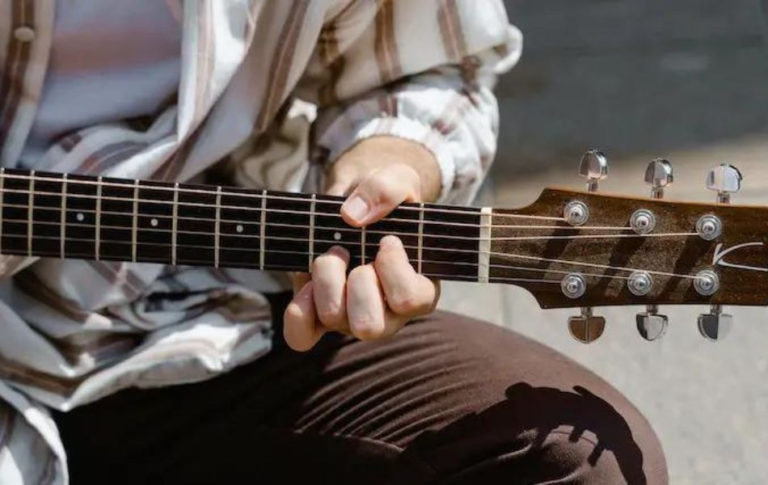 Rhythm Guitar Chords Techniques For Beginners - Guitar Tuner - Guitar Tunio